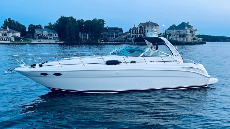 Rent this 38' Sea Ray on Anchor
