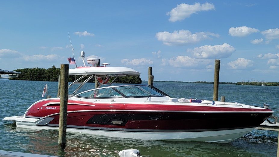 Rent this 38' Formula on Anchor