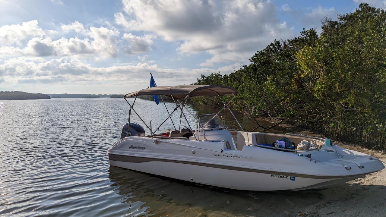 Rent this 23' Hurricane on Anchor