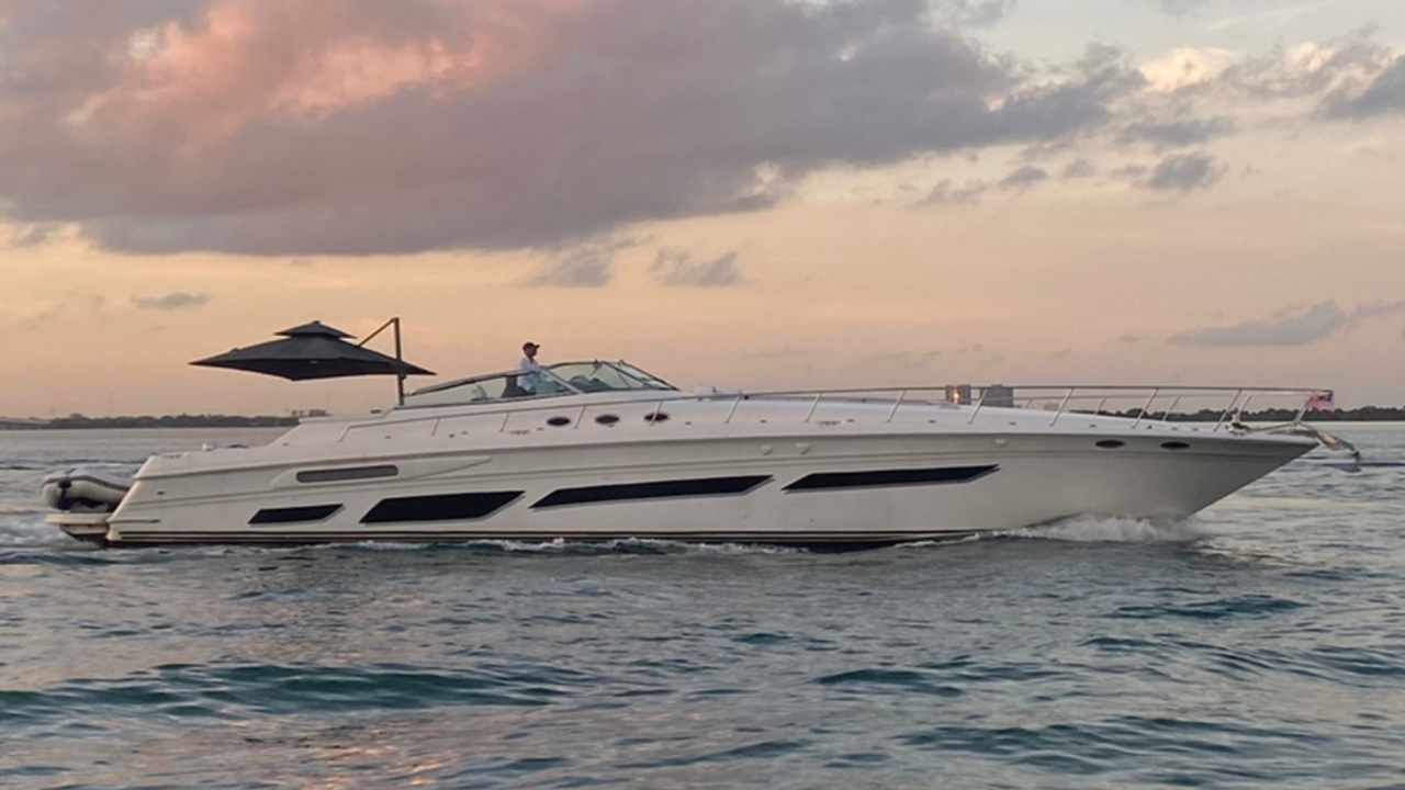 Rent this 65' Sea Ray on Anchor