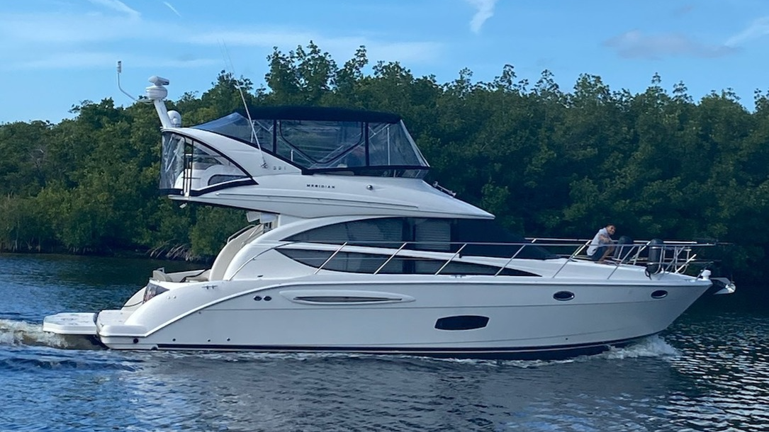 Rent this 44' Meridian on Anchor