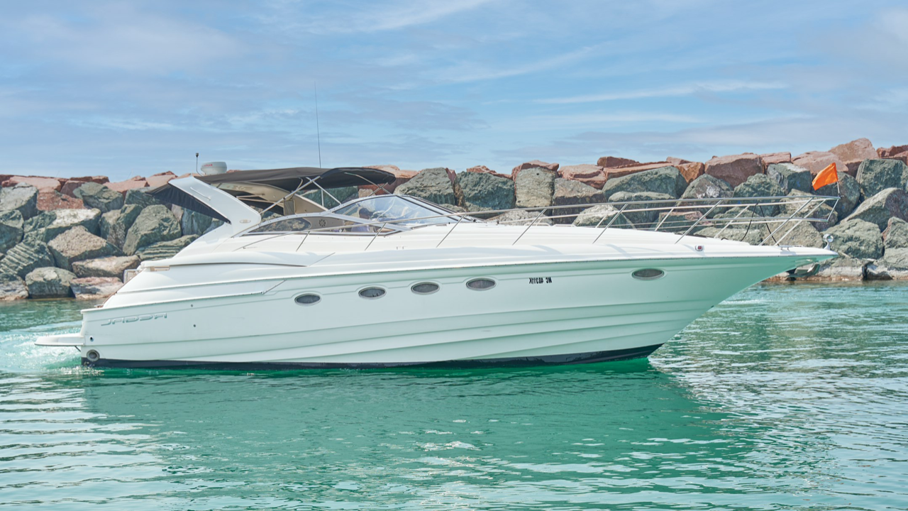 Rent this 44' Regal on Anchor