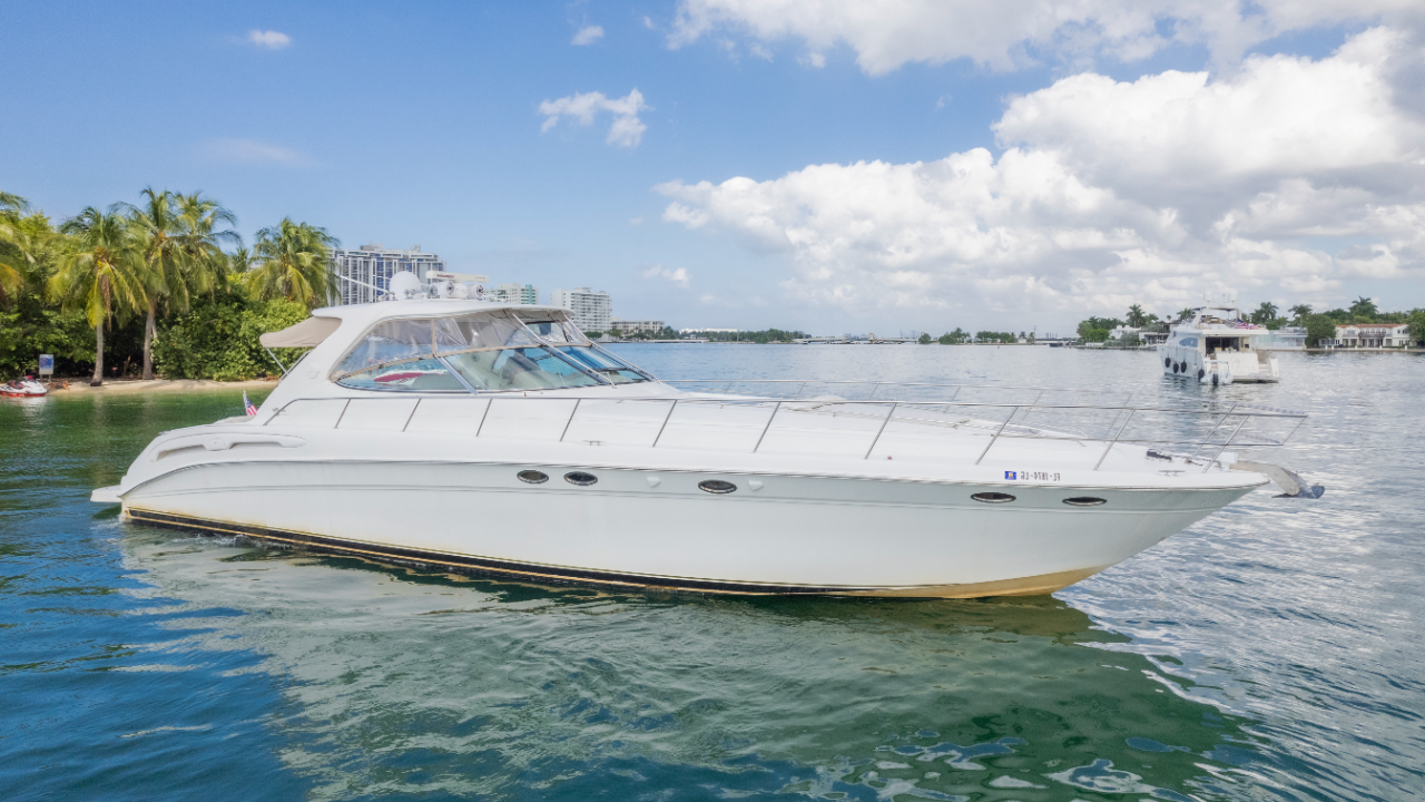 Rent this 60' Sea Ray on Anchor